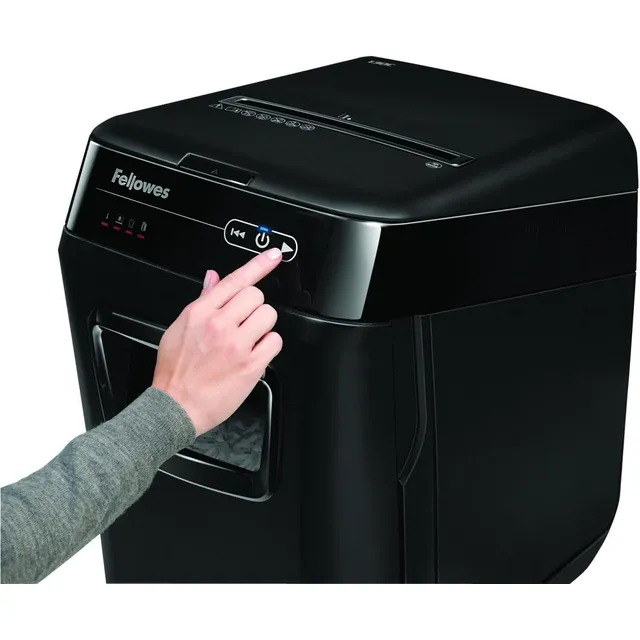 Fellowes Automax 150C Cross Cut P4 Paper Shredder - 150 Sheet