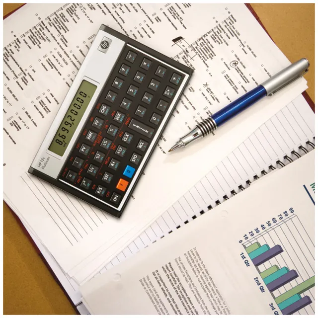 HP 12C Platinum Financial Calculator